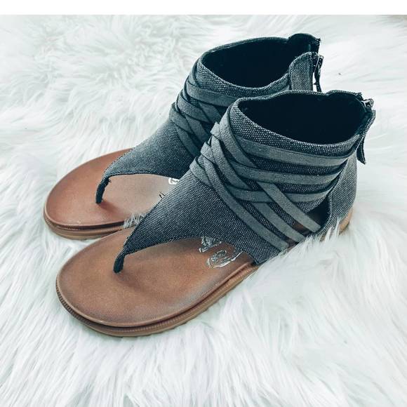 Very G | Shoes | New Very G Carly Sandal In Black | Poshmark